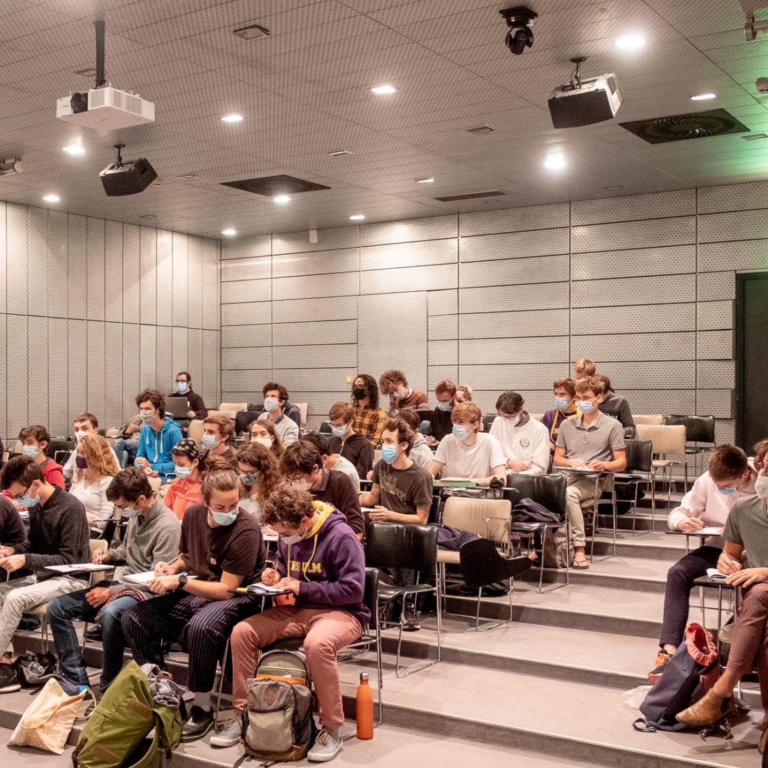 Département de mathématiques et applications – Un département de l'ENS ...